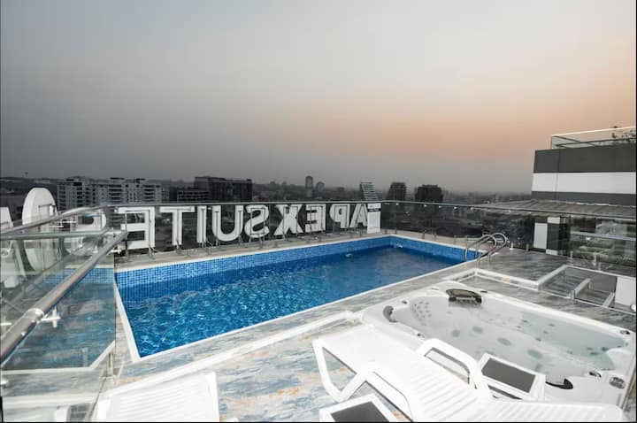 Luxe Loft With Rooftop Pool&gym Near Airport - Ghana