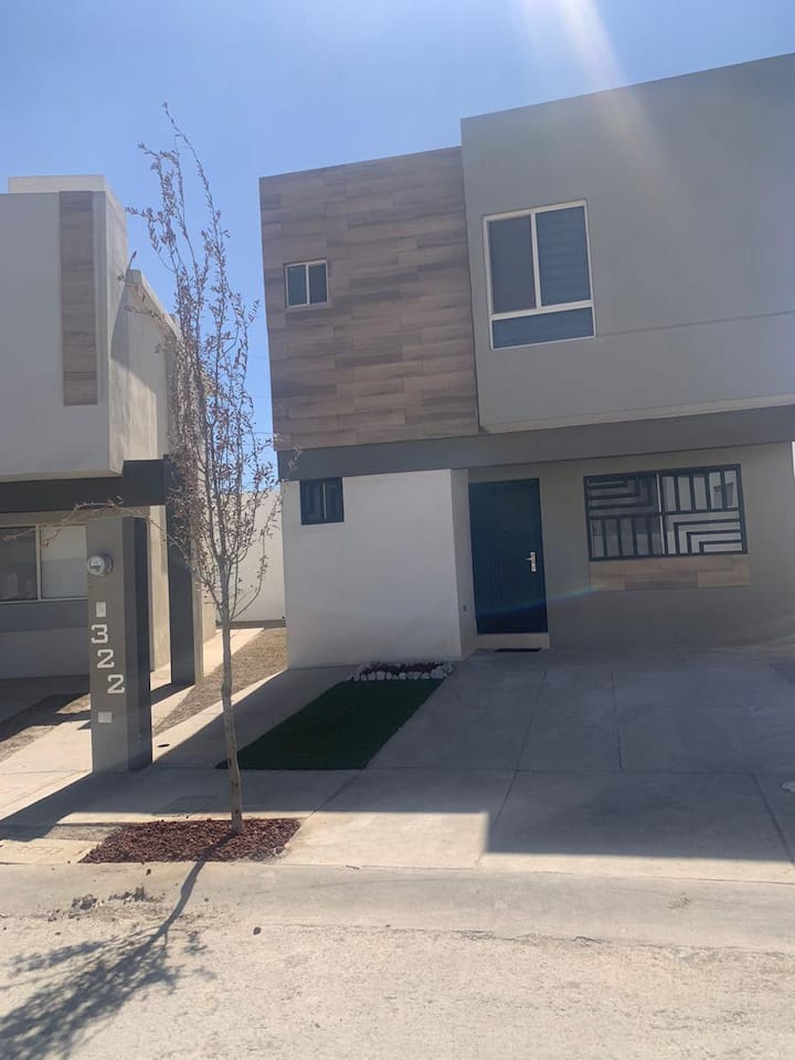 Casa Saltillo 6 Huéspedes Facturamos - Saltillo