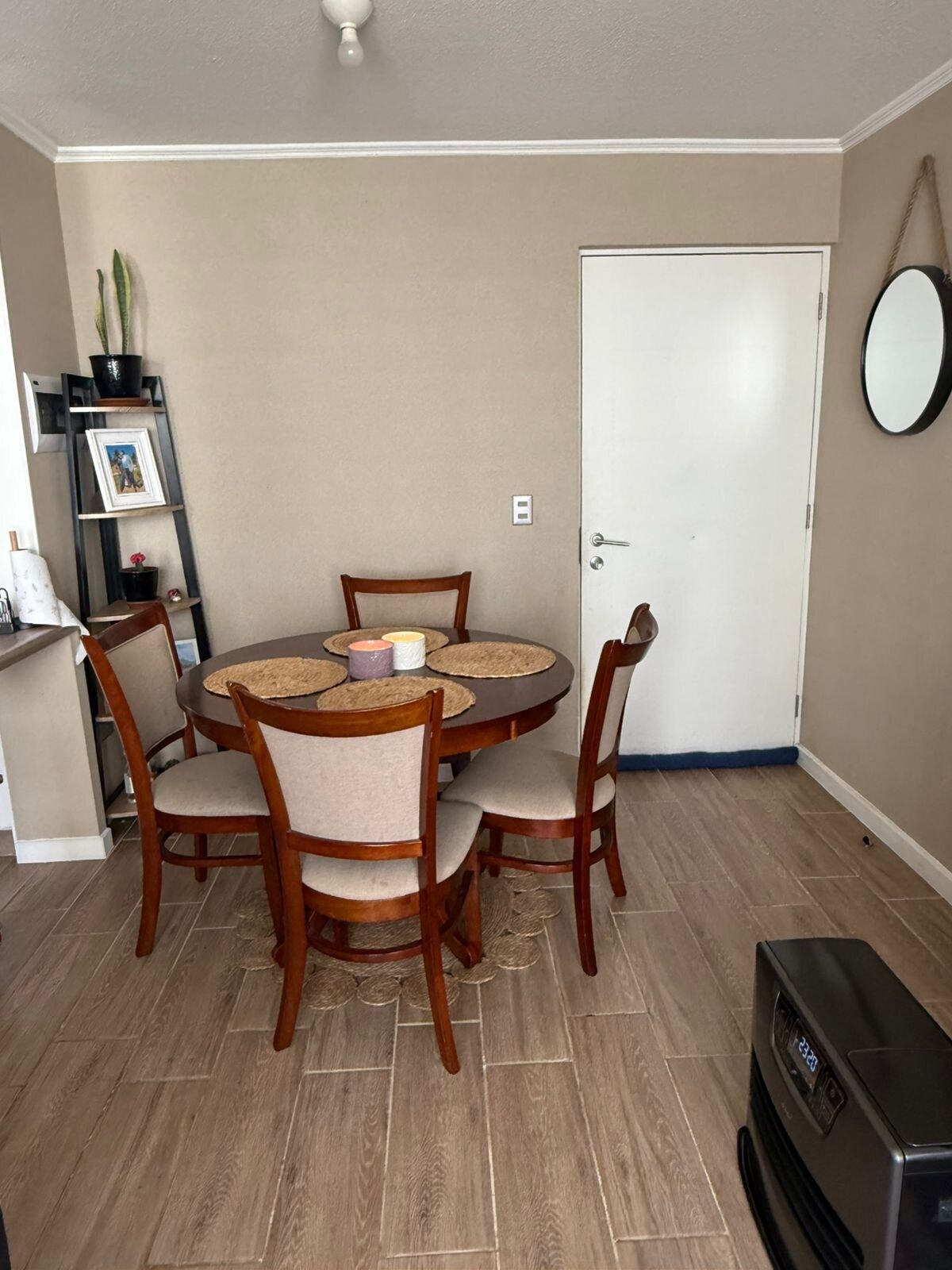 Cómodo dep. 2D y 2B destaca su práctica ubicación - Apartamentos en alquiler en Puerto Montt ...