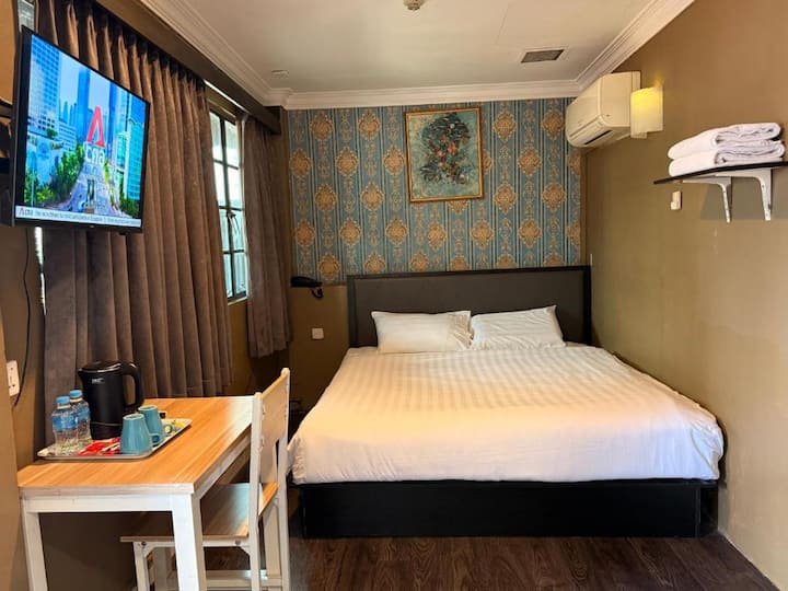 Deluxe Double Room In Bugis - Bishan