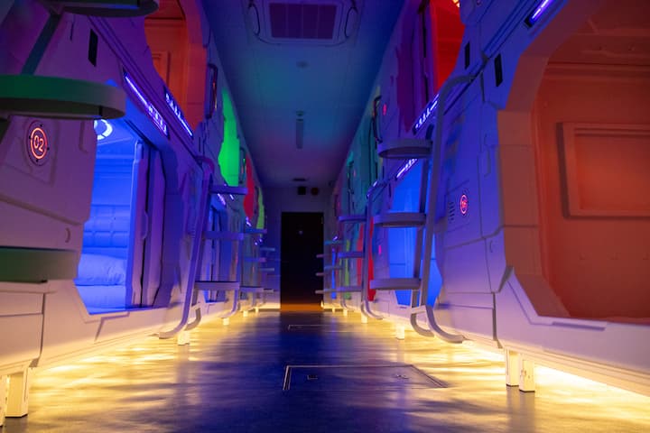 【カプセルホテル】 エイチビーイン Hb Inn　ドミトリータイプの男性専用カプセルベッド - Hiroshima