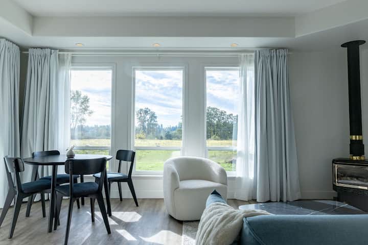 Fort Langley Suite • Bright Modern Field Views - Langley