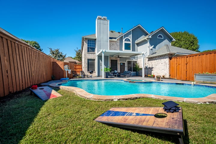 Heated Pool House W/ Hot Tub, Game Room & Theater - Allen