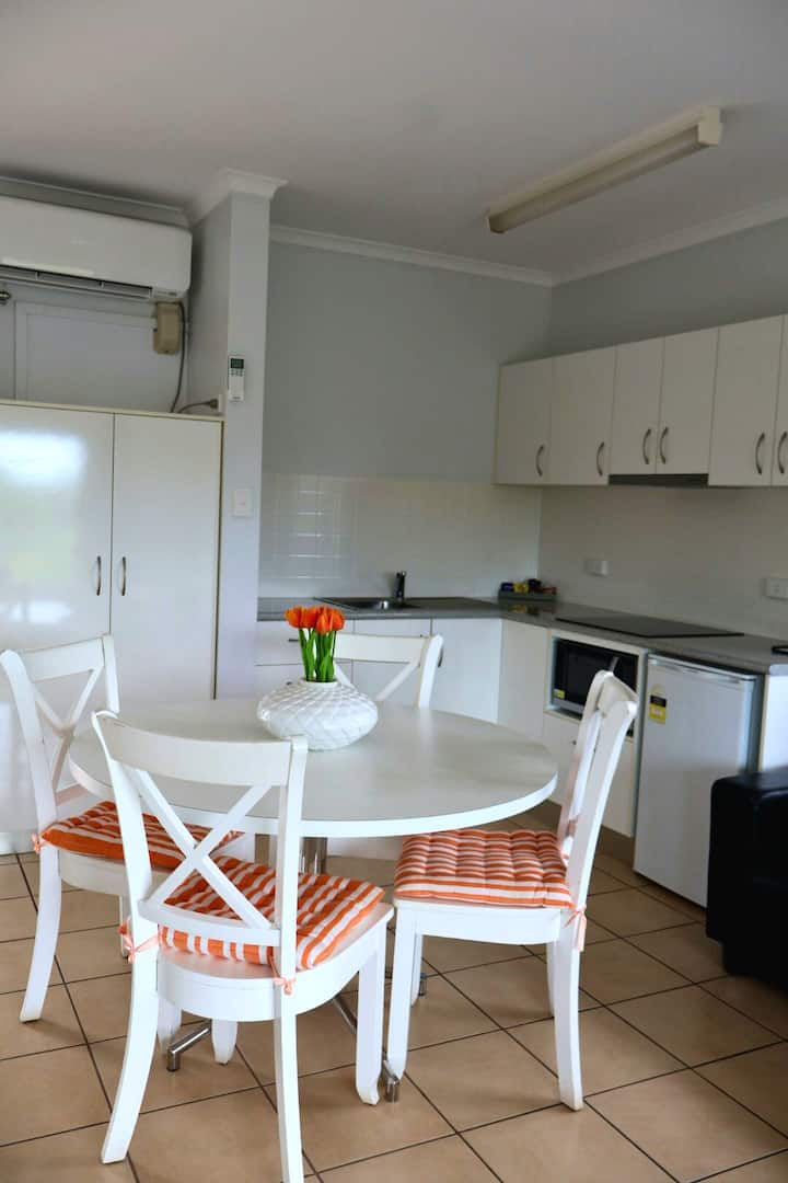 Self Contained Executive Suite - Cooktown