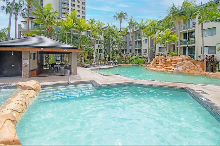 Currumbin Beach Escape - Coolangatta