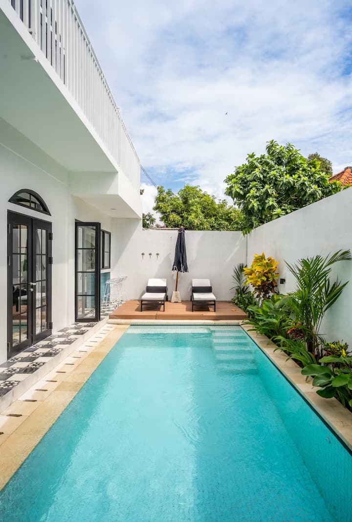 Sueca : Sanur’s 3br Artistic Villa With Pool - Sanur