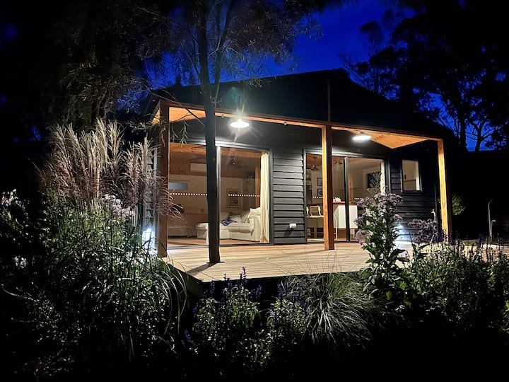 Designer Garden Studio – 5 Mins To Castlemaine - Castlemaine