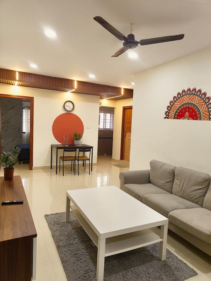A 2bhk Luxury Peaceful Stay Near It Parks - Hyderabad