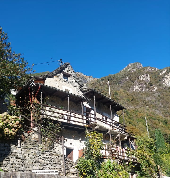 Casa Mönä - Brione