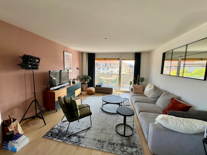 Neu: 4 1/2 Zimmer Mit Traumaussicht - Zürich