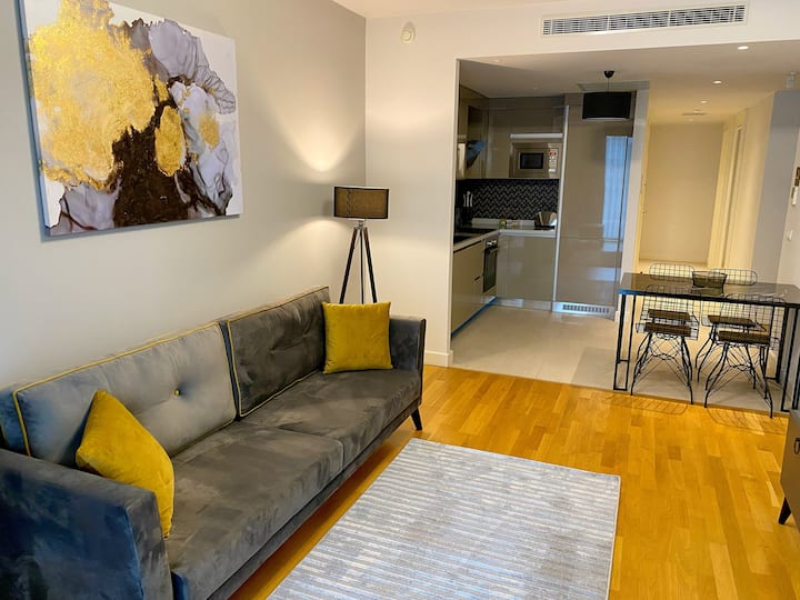 Taksim'e 7dk Mesafe.lux Geniş Rezidance. - Maslak