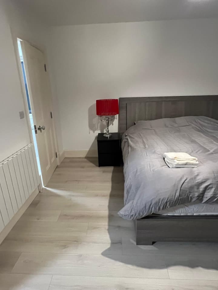 City Stays . Newbridge Kildare . Sleeps 8 - Kildare