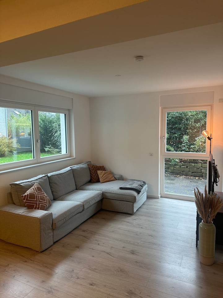 Airportview - 2-zimmerwohnung In Lohmar-zentrum - Lohmar