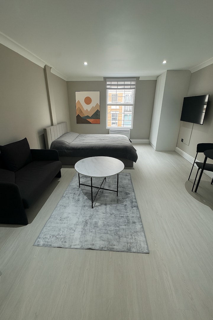 Stylish New Studio Apartment In Shoreditch, - London