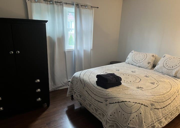 In The Middle Of Everything - Saratoga Springs, NY