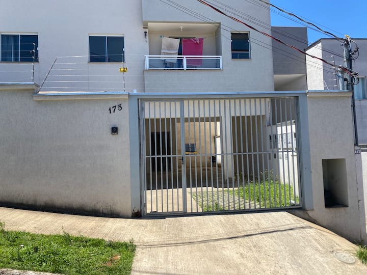 Apartamento Térreo Em Pouso Alegre - Pouso Alegre