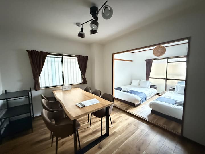 関西空港直通の天王寺駅より1駅/大阪駅直通/新世界・ミナミ近い/最大5名32 ㎡/住環境良好 - Osaka