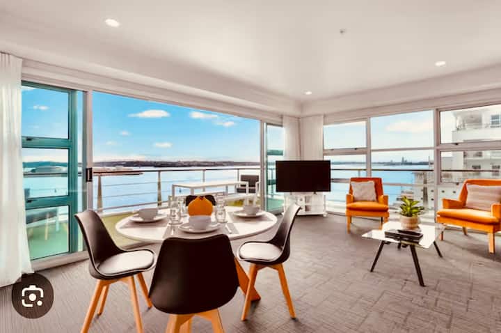 Sunset Serenity Suite 2 Brm On Water - Auckland