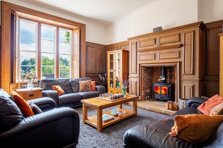 Luxury Cotswold Estate - Banbury
