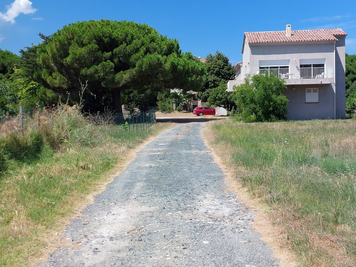 Maison Avec 2 Appartements T2 Et T3, 10 Personnes. - Saint-Florent