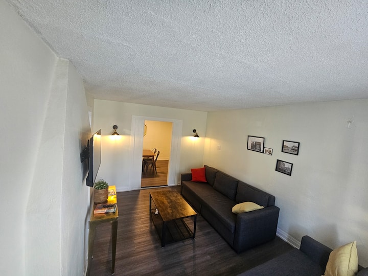 3 Bedrooms Downtown Apartment - Gatineau