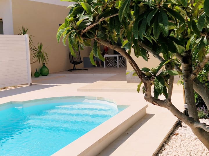 Gis B&b Una Sola Camera E Piscina Ad Uso Esclusivo - Leverano