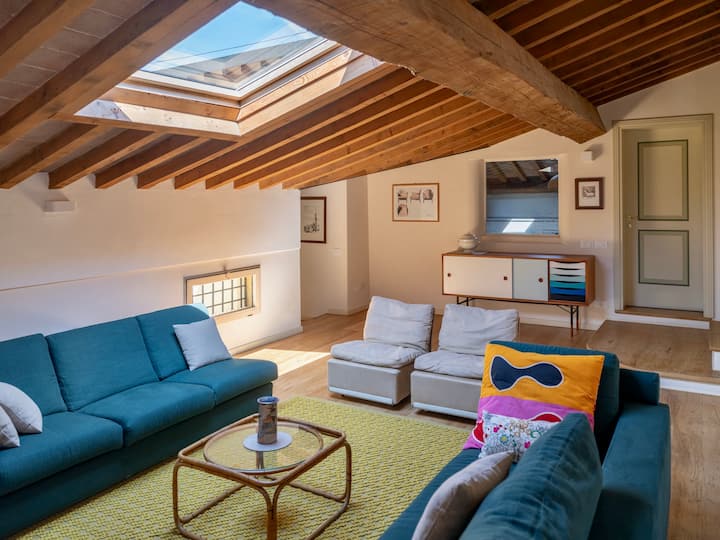 Penthouse In Palazzo San Donnini - Módena