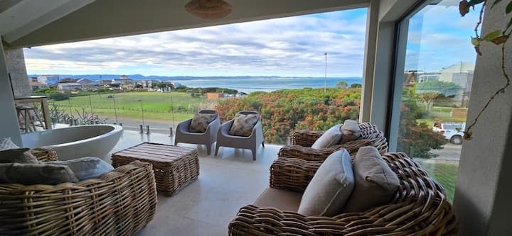 Plumeria Beach House Jbay - Südafrika