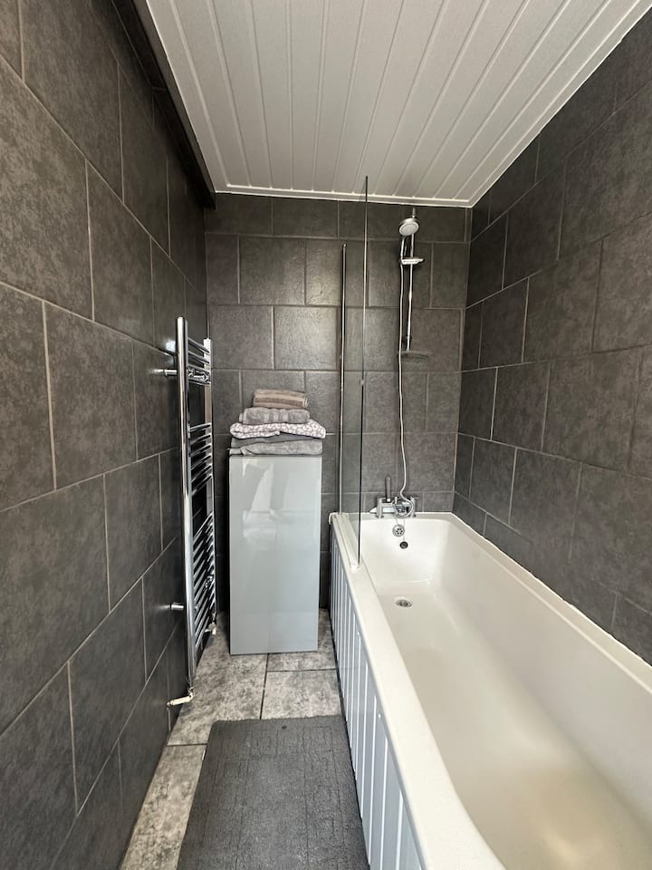 Stylish 3 Bedroom House - Kingston upon Hull