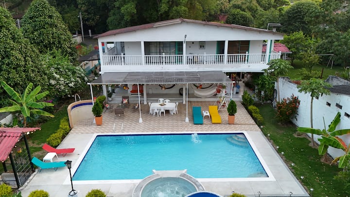 Buganvilla Casa Campestre! - Cachipay