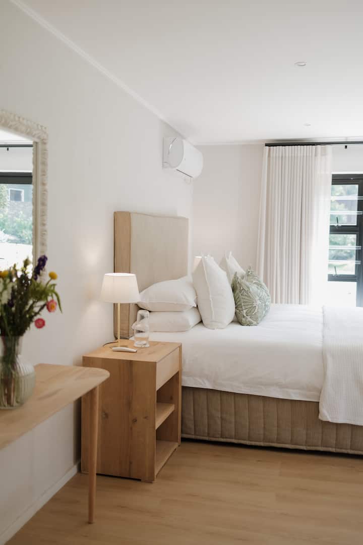 954 On Oudtshoorn - Pretoria