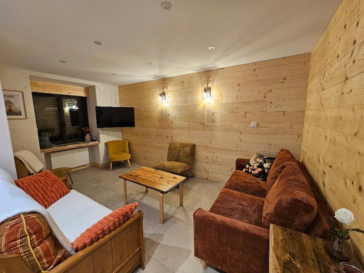 Charmante Maison Pour 14 Personnes - La Plagne