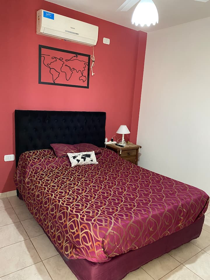 Casa Completa, Cómoda Y Céntrica. - Catamarca