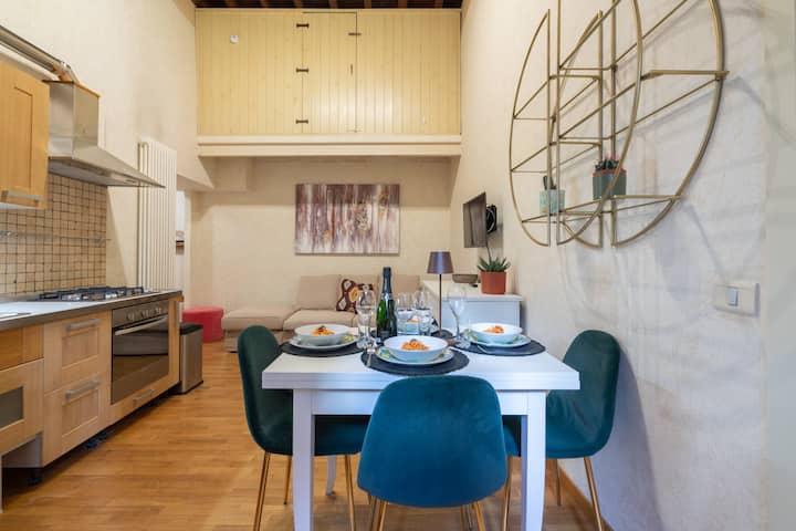 Violetta's Home - Florence