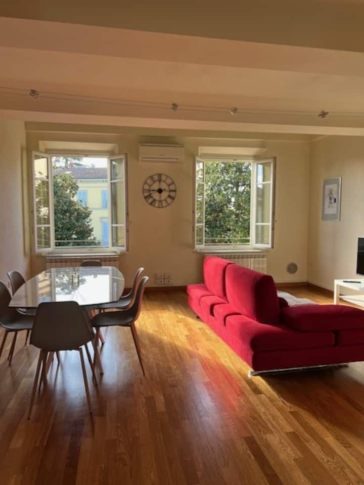 Lucca A Due Passi - Lucca