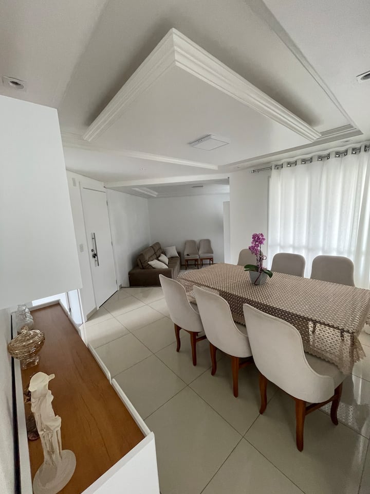 Apartamento Quarto Cama Queen + Quarto Cama Casal - Pato Branco