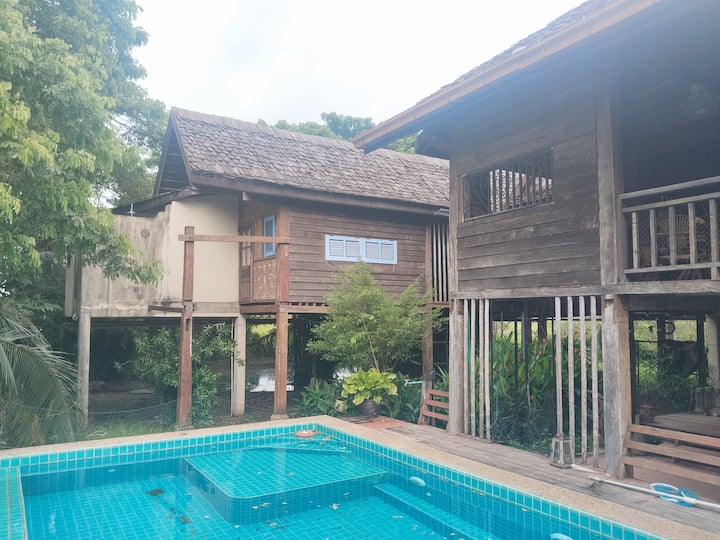Studio And Rooms. Message For Availabilities - Laos