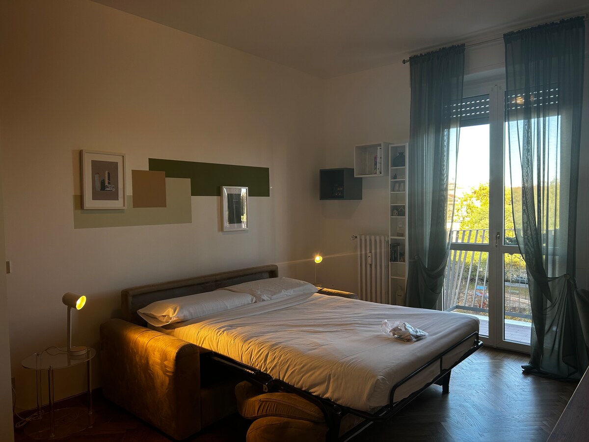 [Pagano M1 California M4] Bright & Cozy Apartment - Airbnb