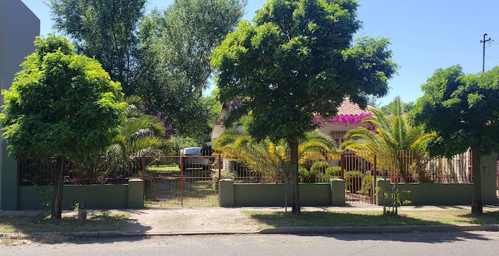 Casa Con Parque - Santa Teresita