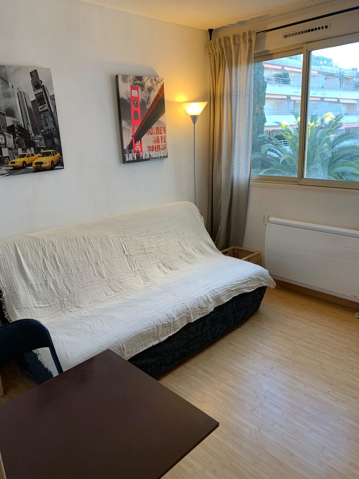 Petit Studio, Idéal Pour Couple. - Saint-Tropez