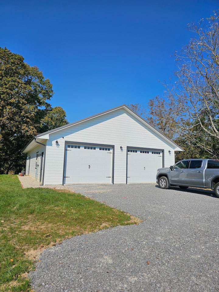 Home Away From Home - Lynchburg, TN