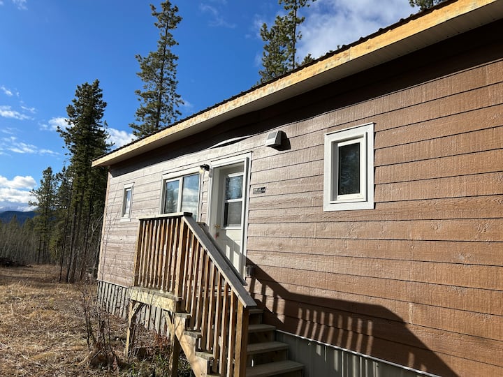 Elevation Aurora Den - Yukon