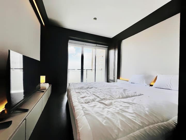 Rey Castle – Cozy Apartement @ Gateway Pasteur - Cimahi