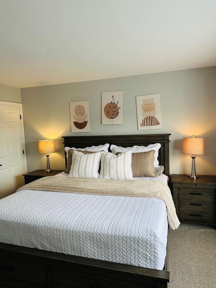 Charming Townhouse With Patio And Fireplace - Delaware