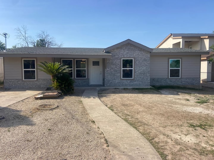 The Sweetest Seam - Del Rio, TX