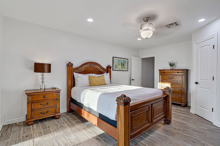 Montaña Vista | Private Westside Spacious Home - El Paso, TX