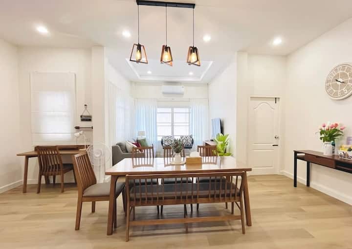 My Home@kaen Nakhon Lake/3 Bedrooms/6 Guests -