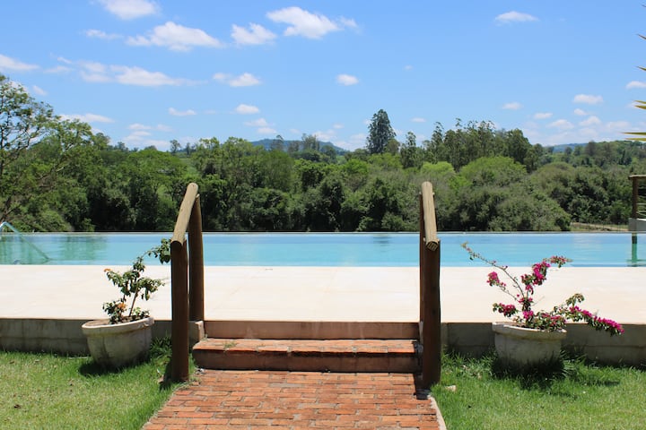 Refúgio Imperial Na Fazenda| 5 Suítes | 20 Pessoas - Rio Claro