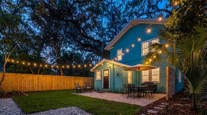 Sanctuary On 3rd | Walk To Uf • Parking • Grill - Gainesville, FL