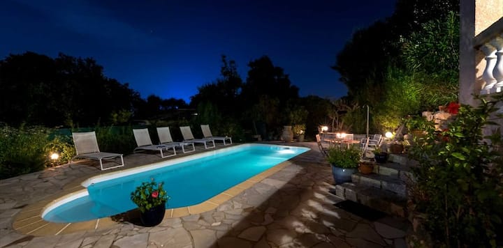 Villa De Charme Avec Piscine - Propriano